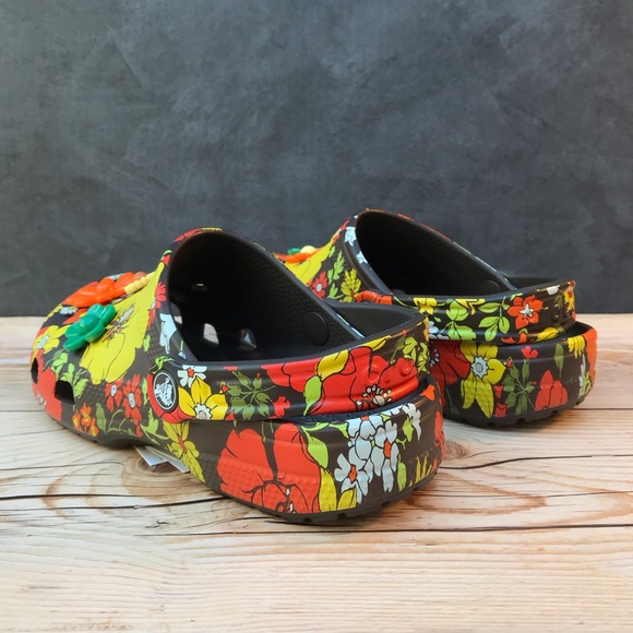 CROCS | Shoes | Crocs Classic Retro Floral Clog | Poshmark